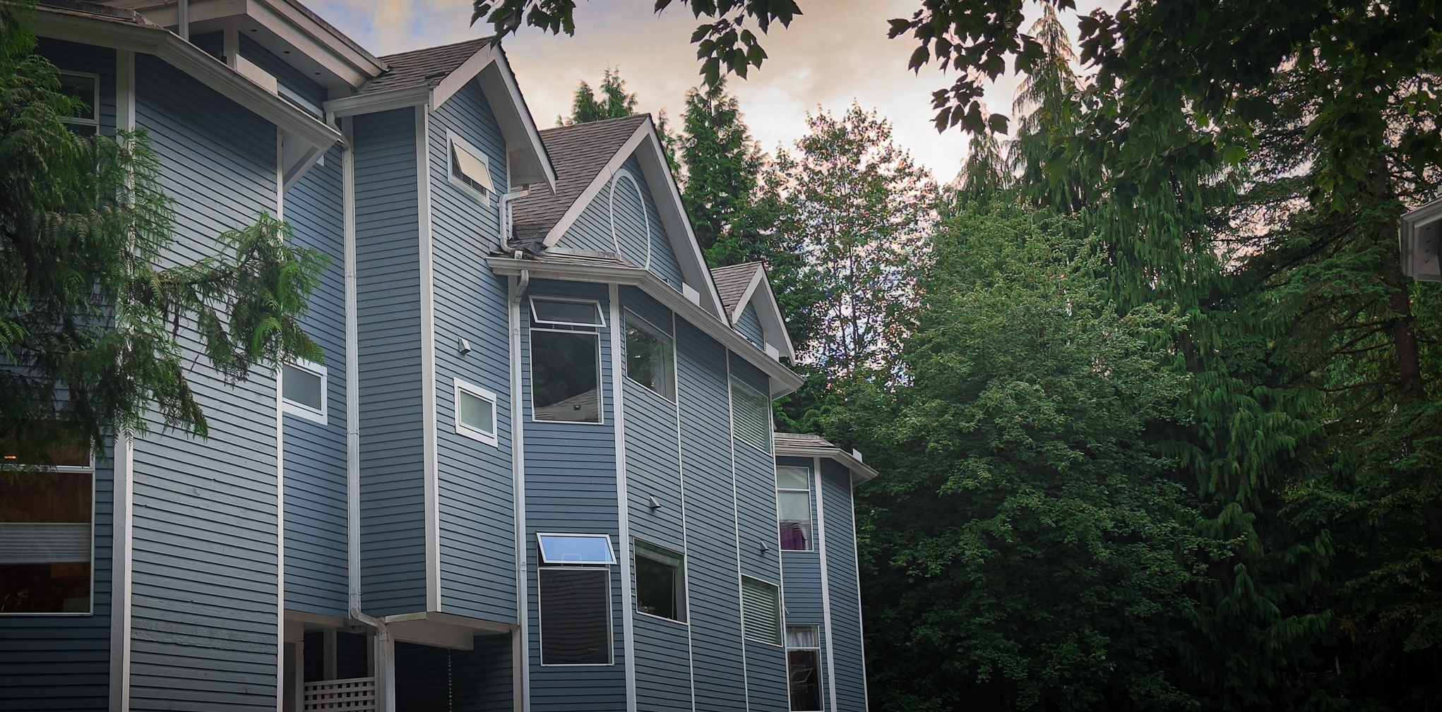 MountainGate | Strata NW2040